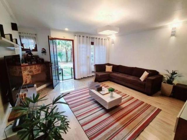 Casa de Condomínio à venda | 110 m² | 3 dormitórios, 1 suíte | 2 vagas no Horto Florestal!