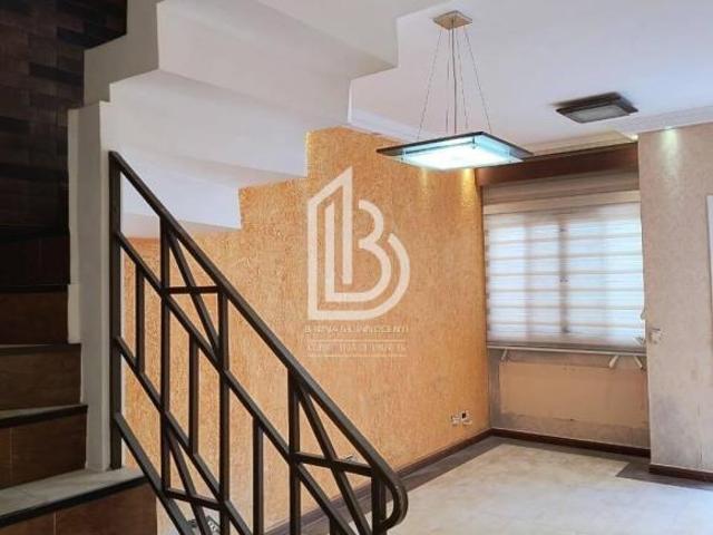 Casa de Condomínio à Venda 135m², 3 Quartos 1 Suíte, Espaço e Conforto