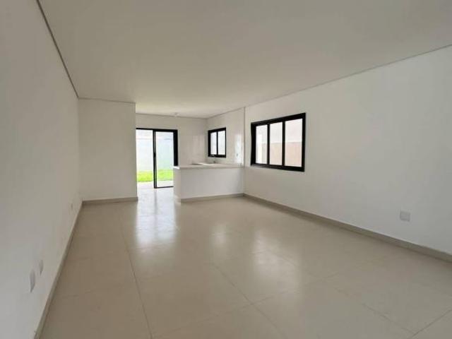 Casa de Condomínio á Venda 150m² 3 Quartos 4 Vagas Villas do Jaguari!