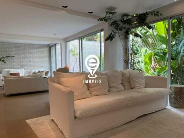 CASA DE CONDOMINIO À VENDA 3 QUARTOS, 2 SUITE, 2 VAGAS PLANALTO PAULISTA / SP