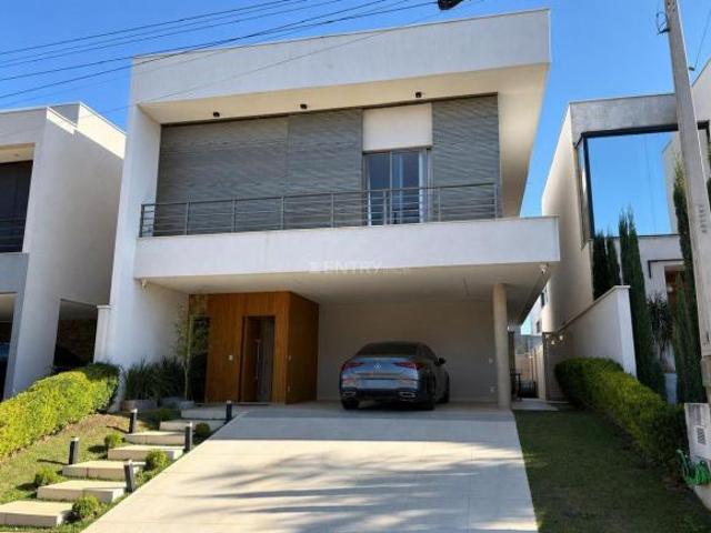 Casa de condomínio à venda, com 3 suítes, piscina climatizada Eloy Chaves/ Jundiaí