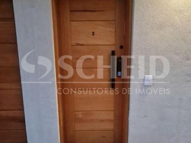 Casa de Condomínio à venda com 03 quartos e 01 vaga no Jardim Consórcio