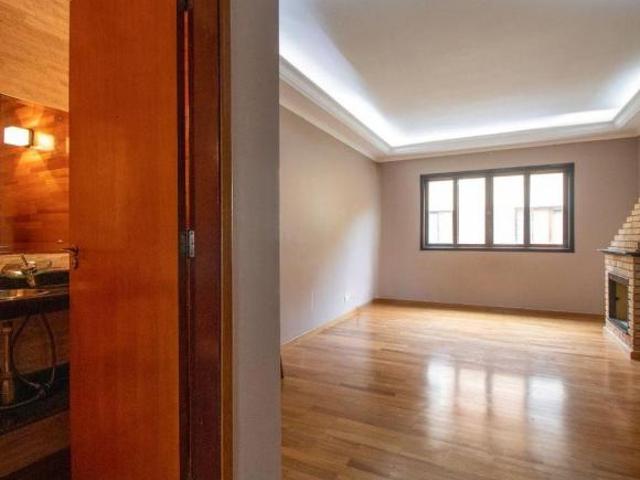 Casa de condomínio à venda com 140m², 3 quartos na Vila Gomes