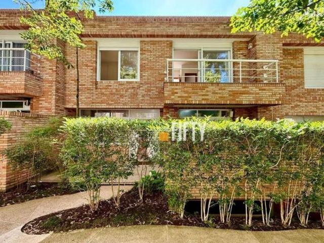 Casa de Condomínio à venda, com 430m², 4 suítes, 4 vagas e depósito Alto da boa vista SP