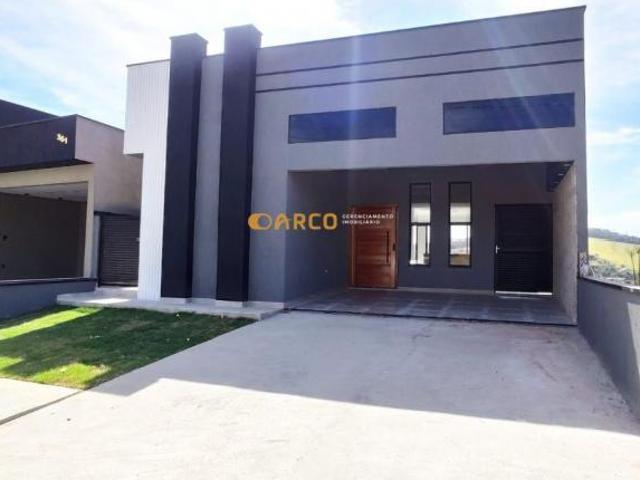 Casa de Condomínio à Venda com 4 quartos, 3 banheiros, 4 vagas e 170m²