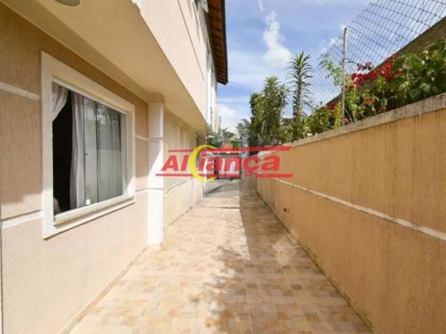 Casa de condomínio à venda com 90m², 3 quartos e 1 vaga
