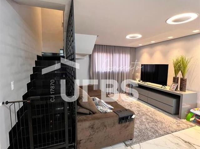 Casa de Condomínio à venda – Condomínio Residencial Fabiane Theonas – 4 quartos 1 suíte – Alto pad