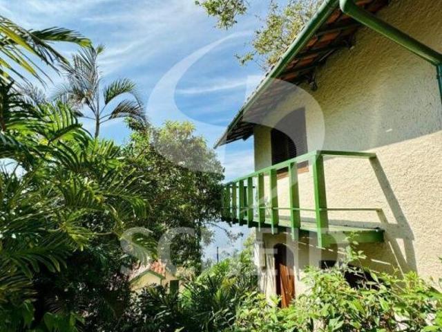 Casa de condomínio a venda de 960,00m² útil, com 5 quartos na Praia da Lagoa