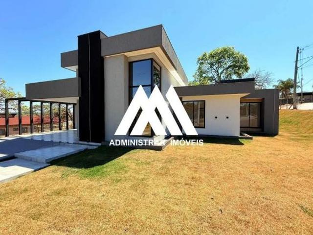 Casa de condomínio á venda de 1266m², 03 quartos sendo 01 suíte em Igarapé MG!