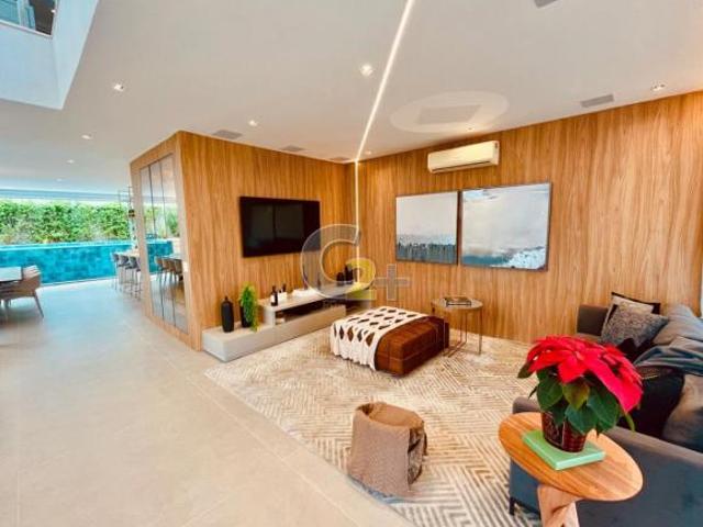 Casa de Condomínio à venda em Alphaville, 5 quartos, 5 suítes, 4 vagas de garagem