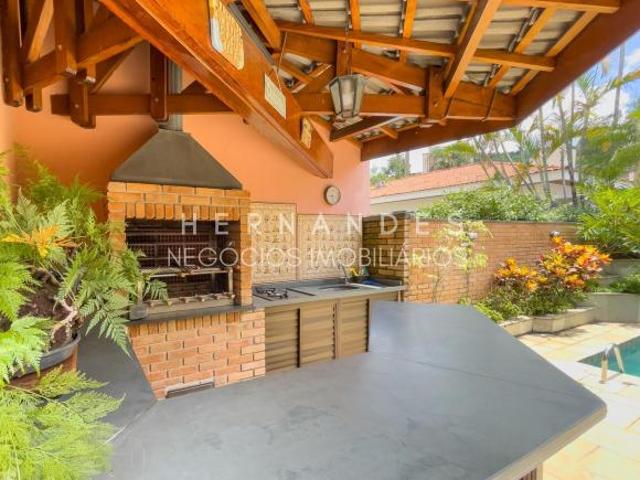 Casa de condomínio à venda em Barueri SP, Alphaville 5 quartos, 2 suítes