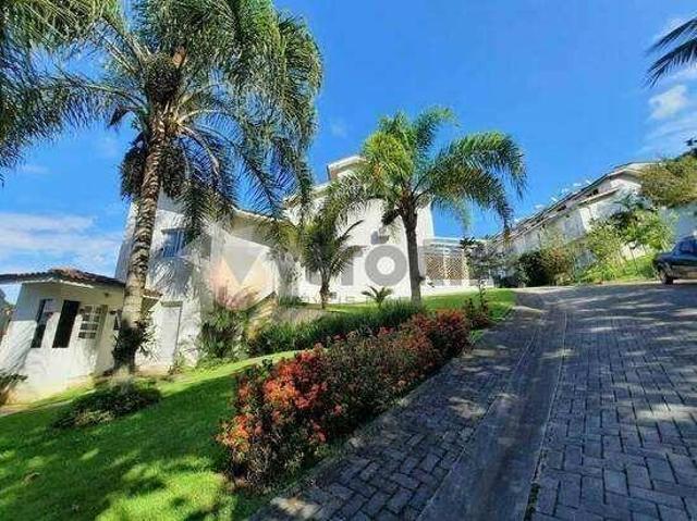 Casa de Condomínio à Venda em Cigarras, São Sebastião SP
