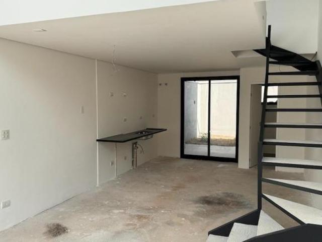 Casa de condomínio à venda em Granja Viana com 125 m², 2 quartos, 2 vagas