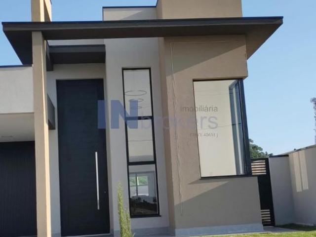 Casa de condomínio à venda em Itupeva SP 3 quartos, 1 suíte, 2 salas, 4 banheiros, 2 vagas 202,00