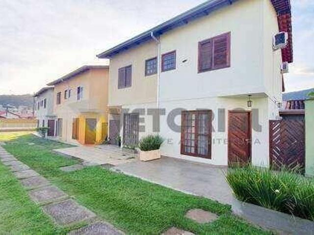Casa de Condomínio à Venda em Martim de Sá, Caraguatatuba SP