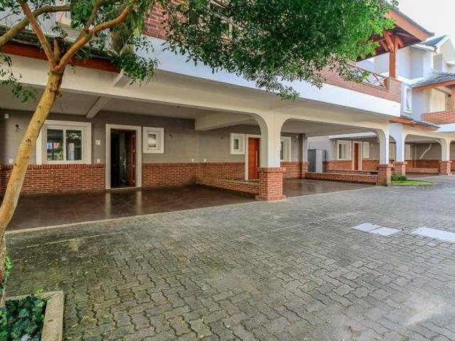 Casa de condomínio à venda em Porto Alegre, Tristeza, com 3 quartos, 241,4m²