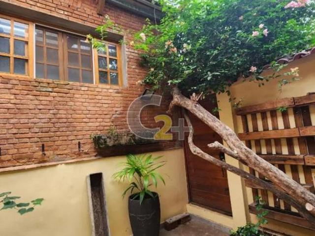 Casa de condomínio à venda em Santana com 4 quartos, sendo 2 suítes e 2 vagas
