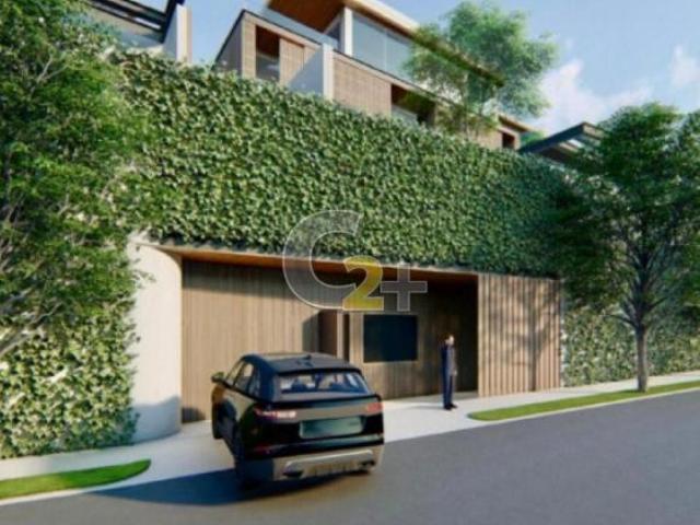 Casa de Condomínio á venda em Santo Amaro, 4 suítes e 5 vagas de garagem