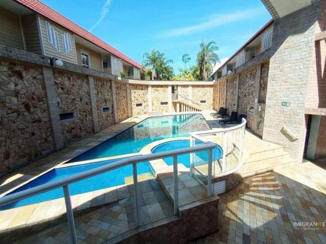 Casa de condomínio à venda na Mirim, em Praia Grande SP