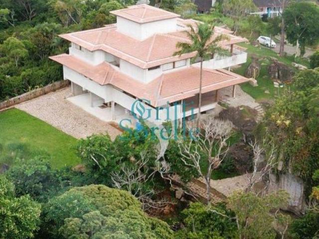 Casa de Condomínio à Venda nas Toninhas Ubatuba/SP