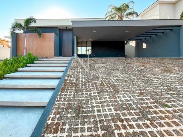 Casa de Condomínio à Venda no Vale do Sol, 3 Suítes, 273m²