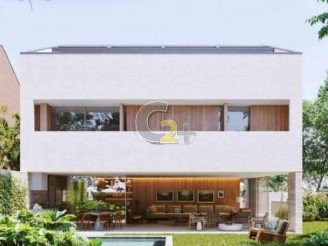 Casa de condomínio á venda no Alto da Boa vista com 3 suítes, 4 vagas