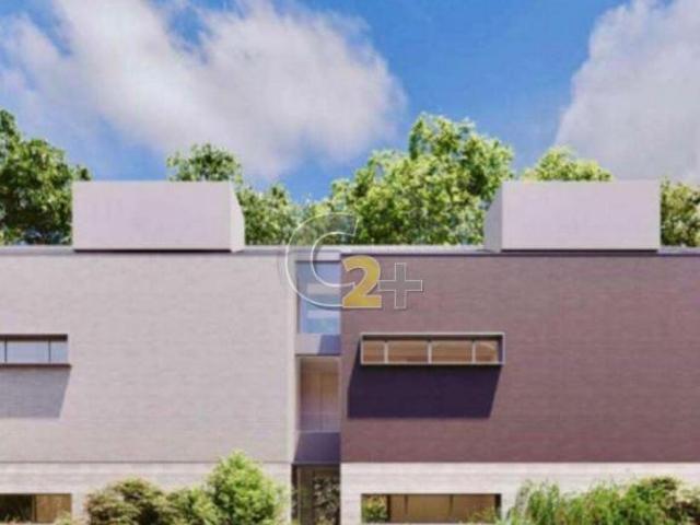 Casa de condomínio á venda no Alto da Boa vista com 3 suítes, 4 vagas