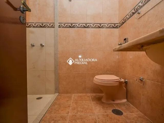 Casa de condomínio à venda no bairro Tristeza com 170 m² e 3 dormitórios/quartos