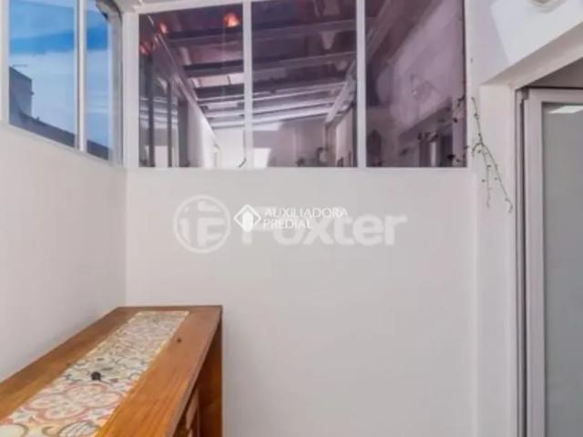Casa em condomínio à venda no bairro Vila Nova com 83 m² e 2 dormitórios