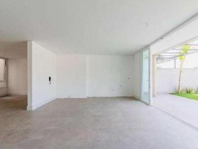 Casa de Condomínio a venda no Brooklin com 424m² 4 dormitórios 4 suítes e 4 vagas