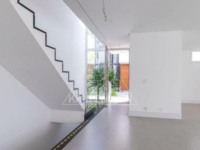 Casa de Condomínio à Venda no Campo Belo 4 Suítes 4 Vagas 427m² de Área Construída