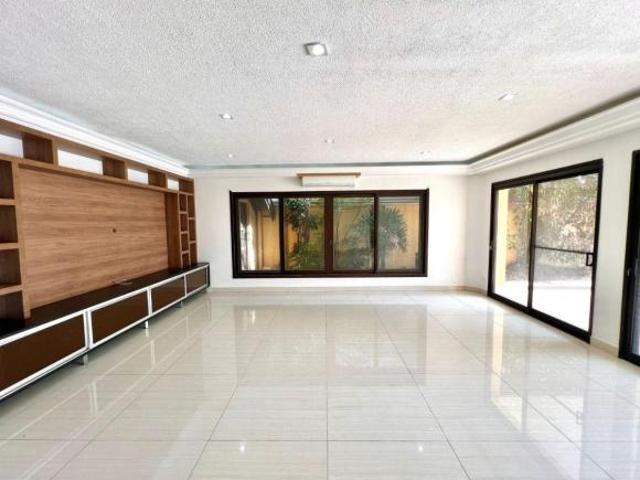 Casa de Condomínio à venda no Condomínio Melville em Tamboré em Santana de Parnaíba SP