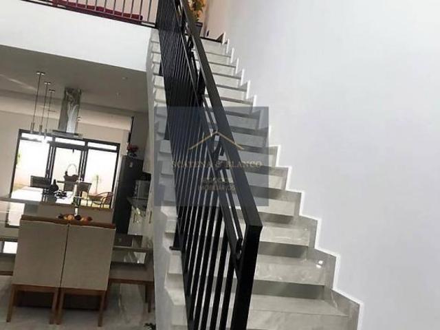 Casa de condomínio à venda, no Condomínio Residencial Renaissance em Sorocaba com 3 quartos, 233m²
