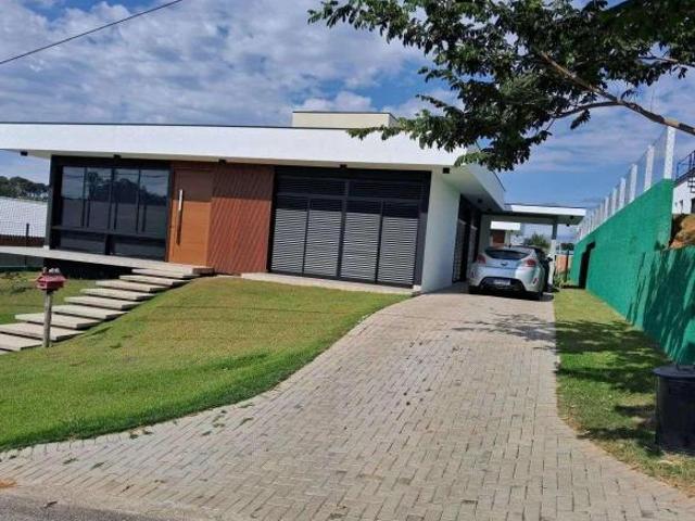 Casa de condomínio à venda, no Condomínio Village da Serra