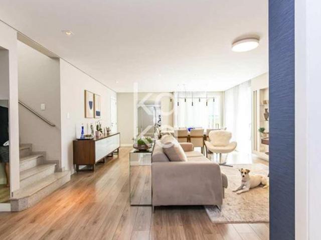 Casa de condomínio à venda, no Green Village em Curitiba, São Braz, com 3 quartos, 258,89m²