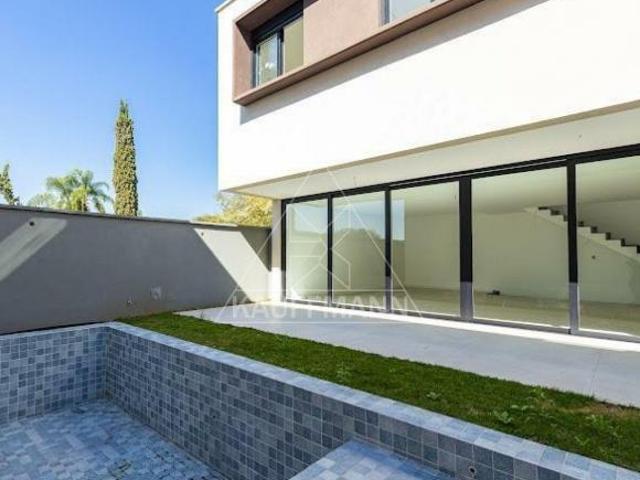 Casa de Condomínio à Venda no Jardim Cordeiro 4 Quartos Suítes 4 Vagas 350m²