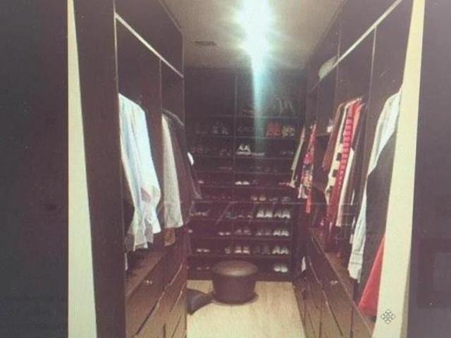 Casa de Condomínio à venda no Jardim Peri com 250m² 3 dormitórios 2 suítes 2 banheiros 3 vagas