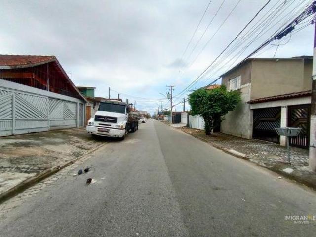Casa de condomínio à venda no Melvi em Praia Grande SP