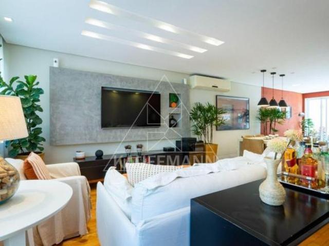 Casa de Condomínio à Venda no Morumbi 4 Dormitórios 2 Suítes, 3 Vagas, 274m²A.C