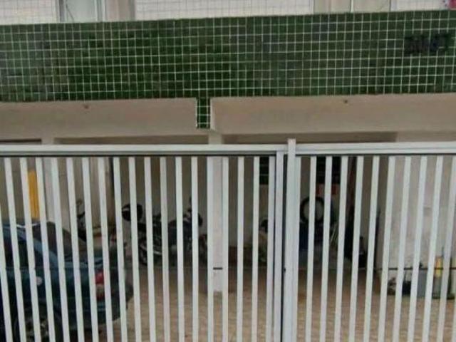 Casa de condomínio à venda no Samambaia em Praia Grande SP
