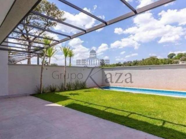 Casa de Condomínio Alto da Boa Vista 4 Suítes 424,76m²