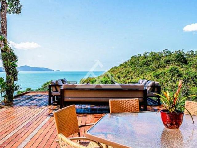 Casa de Condomínio Alto Padrão com vista deslumbrante à venda na Praia Brava do Sul