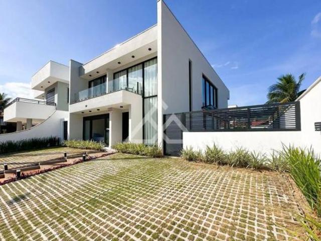 Casa de Condomínio alto padrão com 330m² à venda no Condomínio Salga na praia da Lagoinha