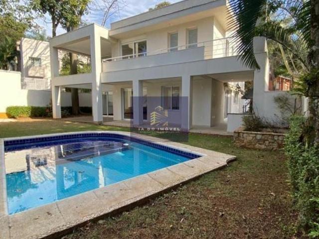 Casa de condomínio Alto Padrão com 4 suítes à venda no Alt da Boa Vista!