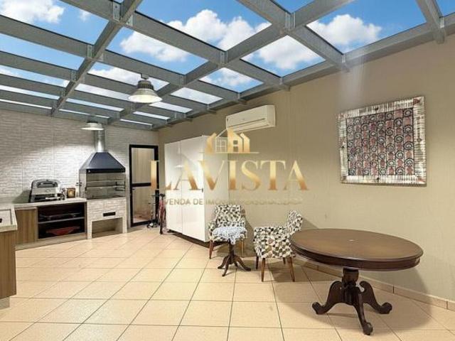 Casa de Condomínio Alto Padrão com 4 suítes, Vl.Giglio Atibaia