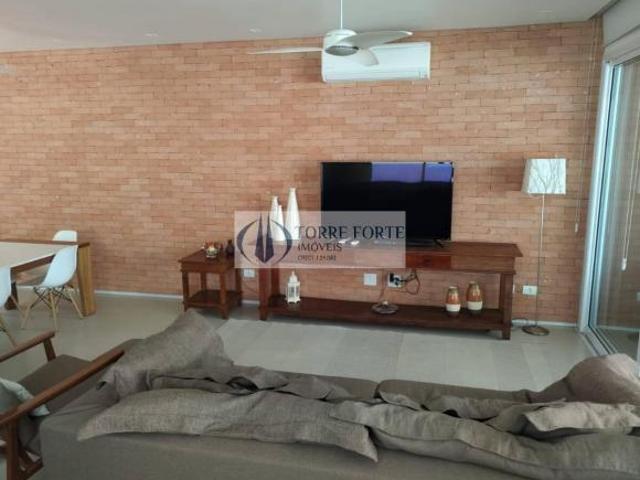 Casa de condominio alto padrão com 4 suites 3 vagas em Juquehy São Paulo