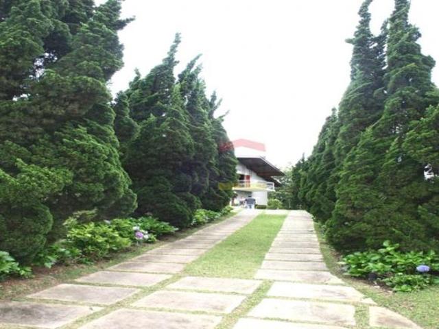 Casa de Condomínio Alto Padrão com 5 Suítes, 5 vagas, 850 m²