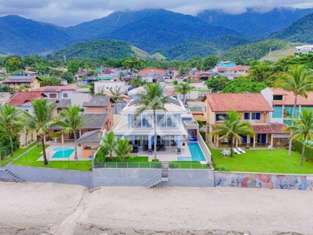 Casa de condomínio alto padrão, pé na areia, com 287 m² na Praia do Sapê