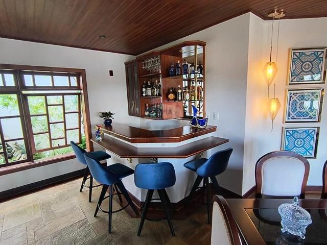Casa de Condomínio Alugar, 5 Dormitórios localizado em Santa Luzia, Bragança Paulista, São Paulo, 12919600 | Brasil