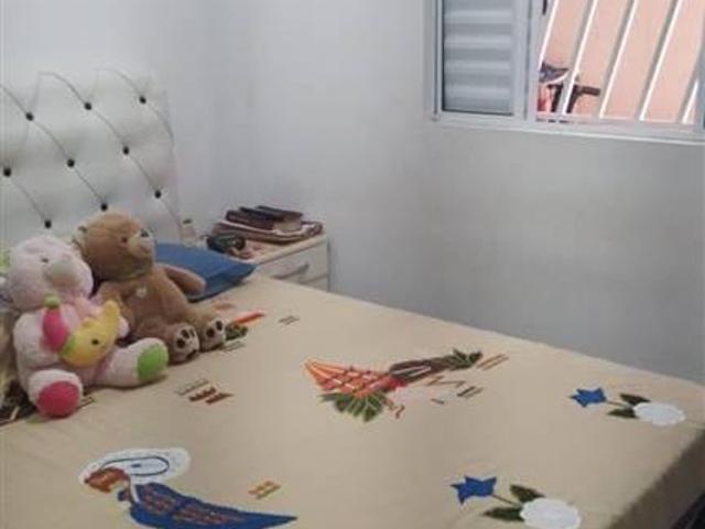 Casa de condomínio de 02 quartos com quintal privativo, no Jardim Samambaia